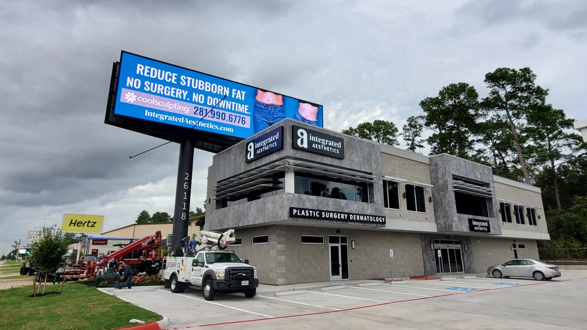 Outdoor Digital Billboards • LED Partners Digital Displays Sign Company