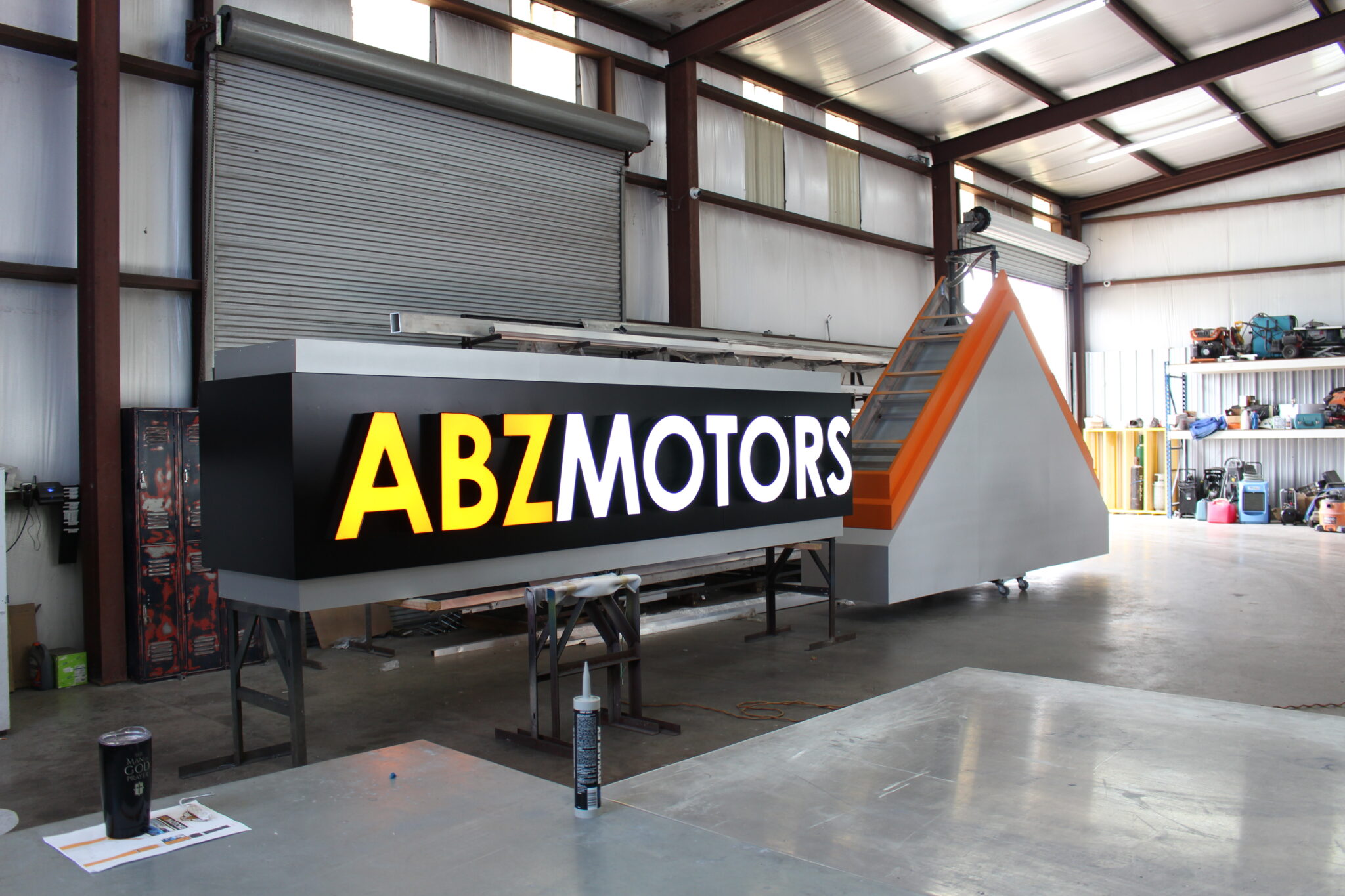 ABZ Motors • LED Partners Digital Displays Sign Company
